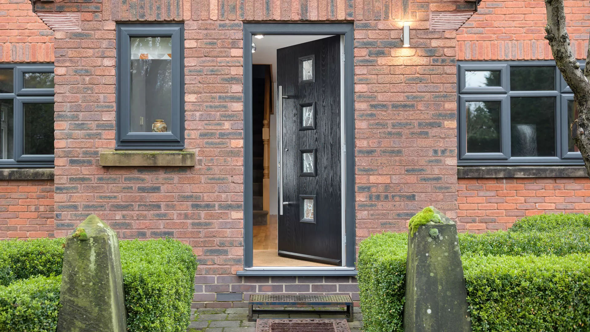 Prioritising Security with Permaframe: Best Front Doors for Protection